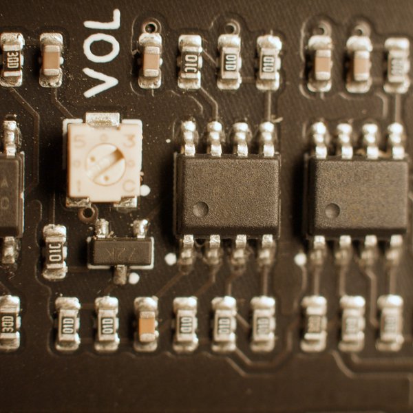 MicroSynth: Part Biz Card, Part Synth, All Analog | Hackaday.io