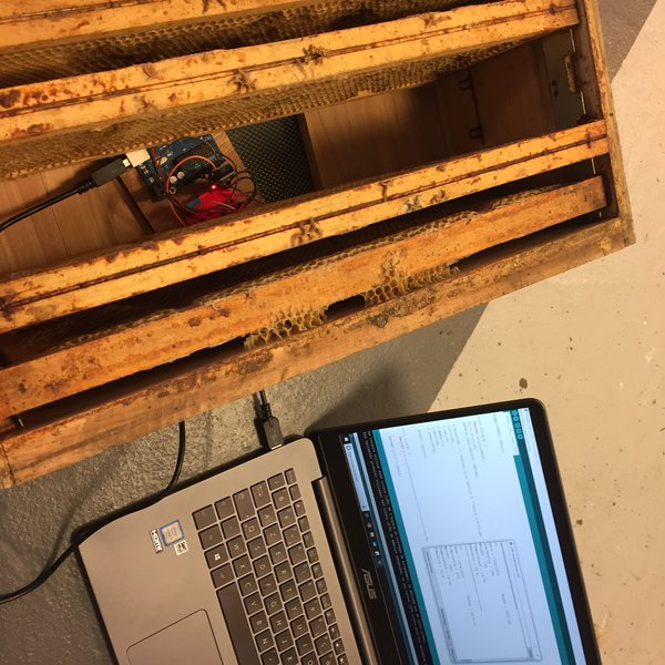 Connected Beehive | Hackaday.io
