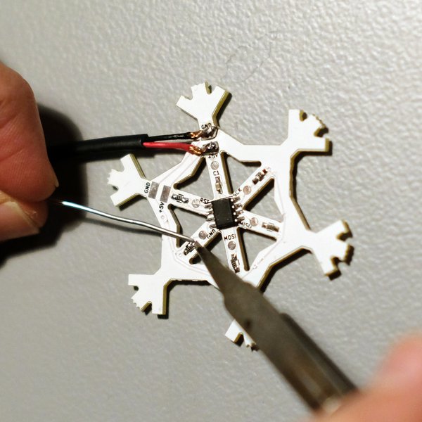 Tiny Snowflake | Hackaday.io