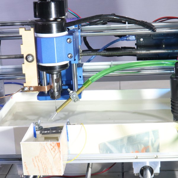 Spark erosion: Detailed view, simple machinery | Hackaday.io