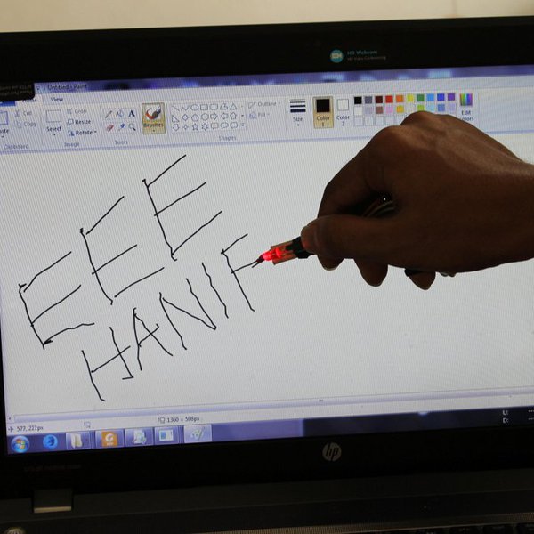 "Laptouch" Turn normal screen into touch screen | Hackaday.io