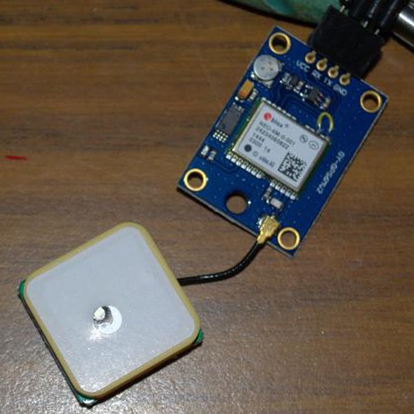 GPS Receiver for Nikon D3100 Cameras | Hackaday.io