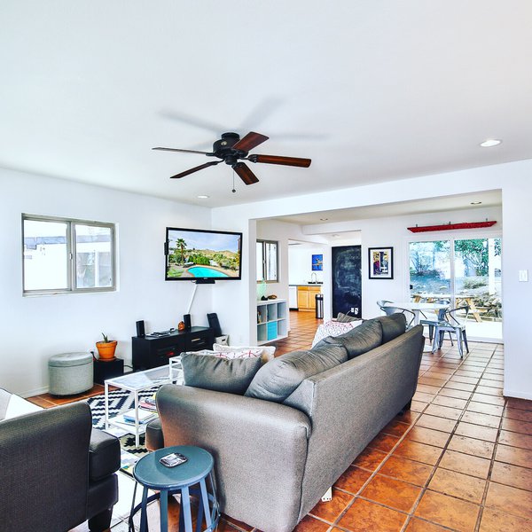 AirBnB/Vacation Rental in room TV Menu and Guide | Hackaday.io