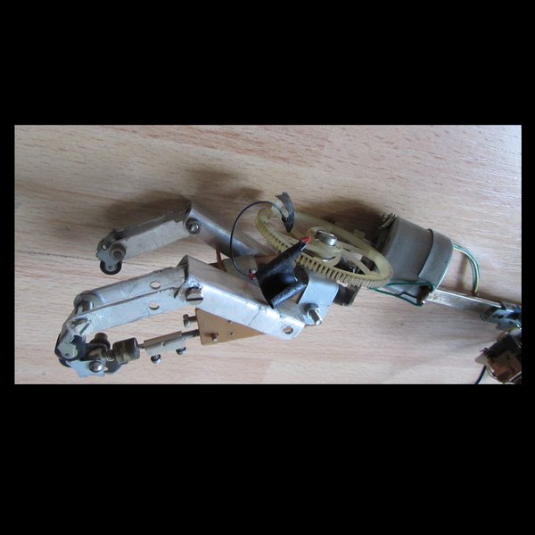 An old robotic arm that I built 20yrs ago | Hackaday.io