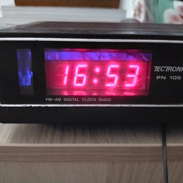 Third life for a radio alarm clock | Hackaday.io