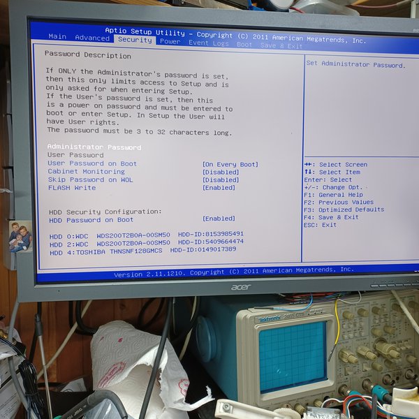 Fujitsu Futro S900 Thin client: Second SATA port | Hackaday.io