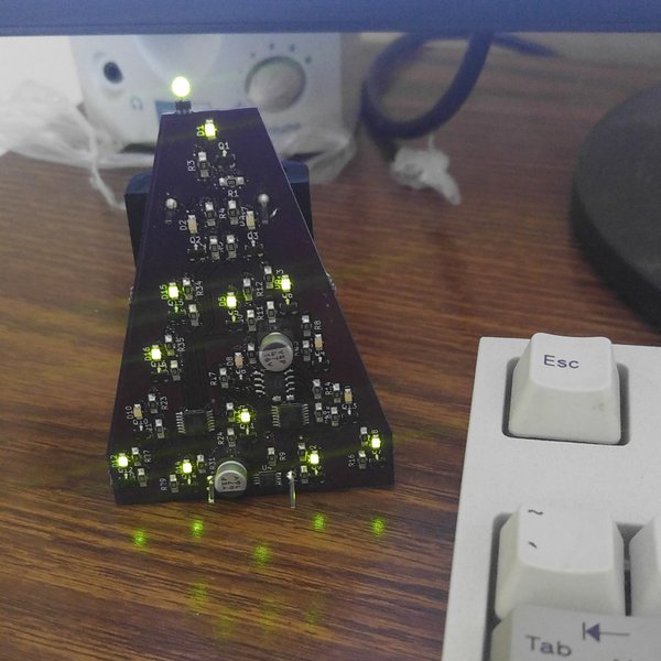 Blinky Tree Desk Trinket | Hackaday.io
