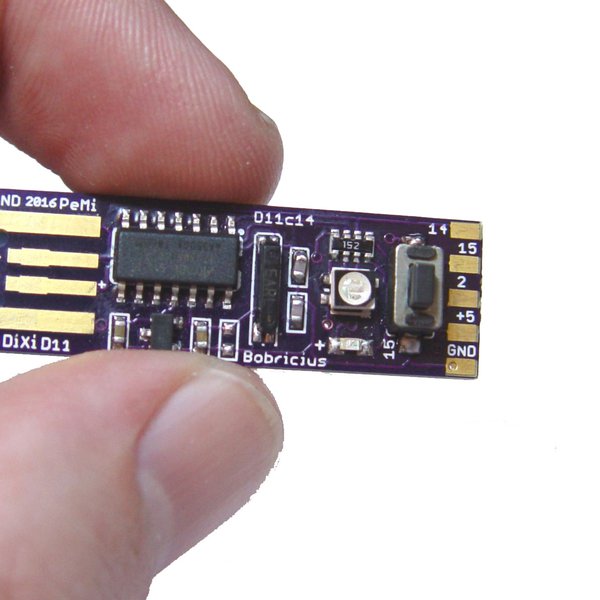 DiXi - arduino sam D11 usb stick | Hackaday.io
