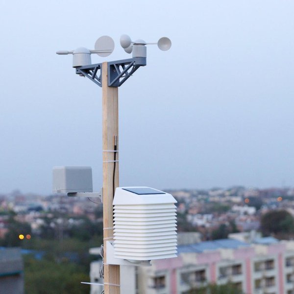 Solar Powered WiFi Weather Station V3.0 | Hackaday.io Solar Powered WiFi Weather Station V3.0 | Hackaday.io