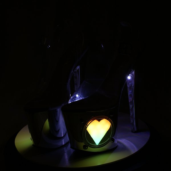 Glow Heels | Hackaday.io