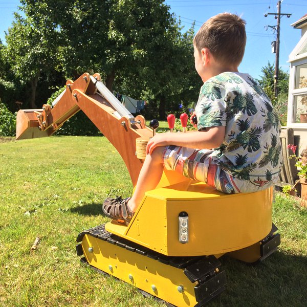 Plywood Excavator | Hackaday.io