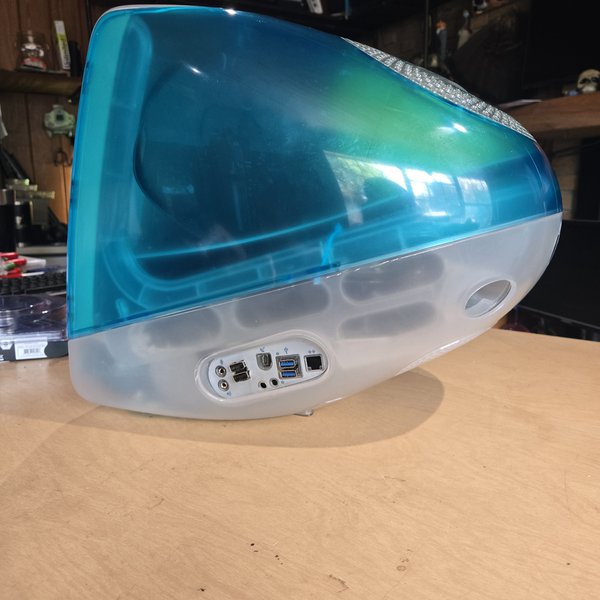 iMac g3 modern PC build | Hackaday.io