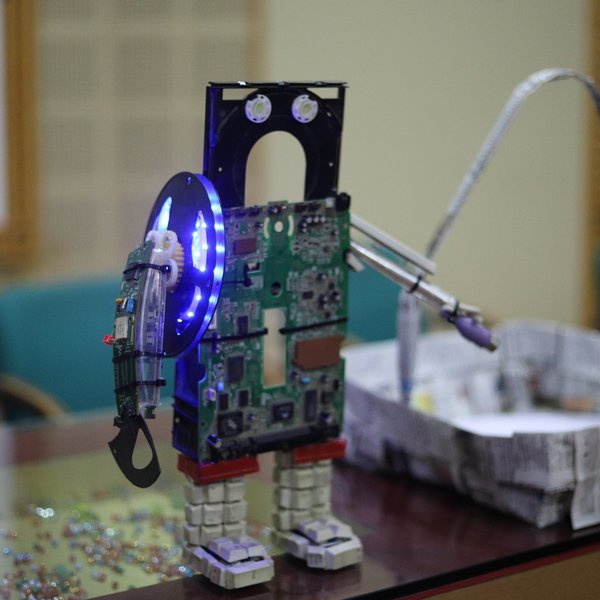 Computer Hardware Robot | Hackaday.io