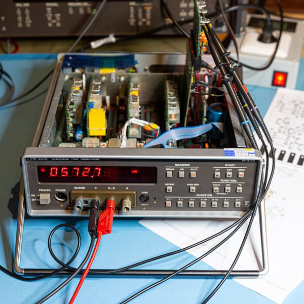 Philips PM2528 Digital Multimeter | Hackaday.io
