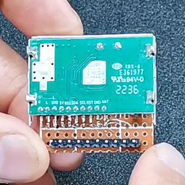 Simple TEF6686 DSP AM FM tuner with ESP32 microcon | Hackaday.io